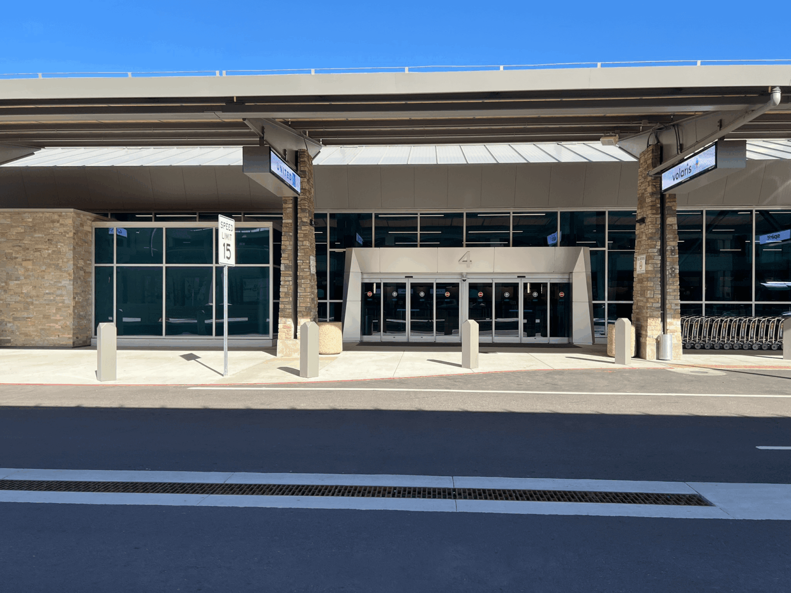 MoreRNO - Reno-Tahoe International Airport